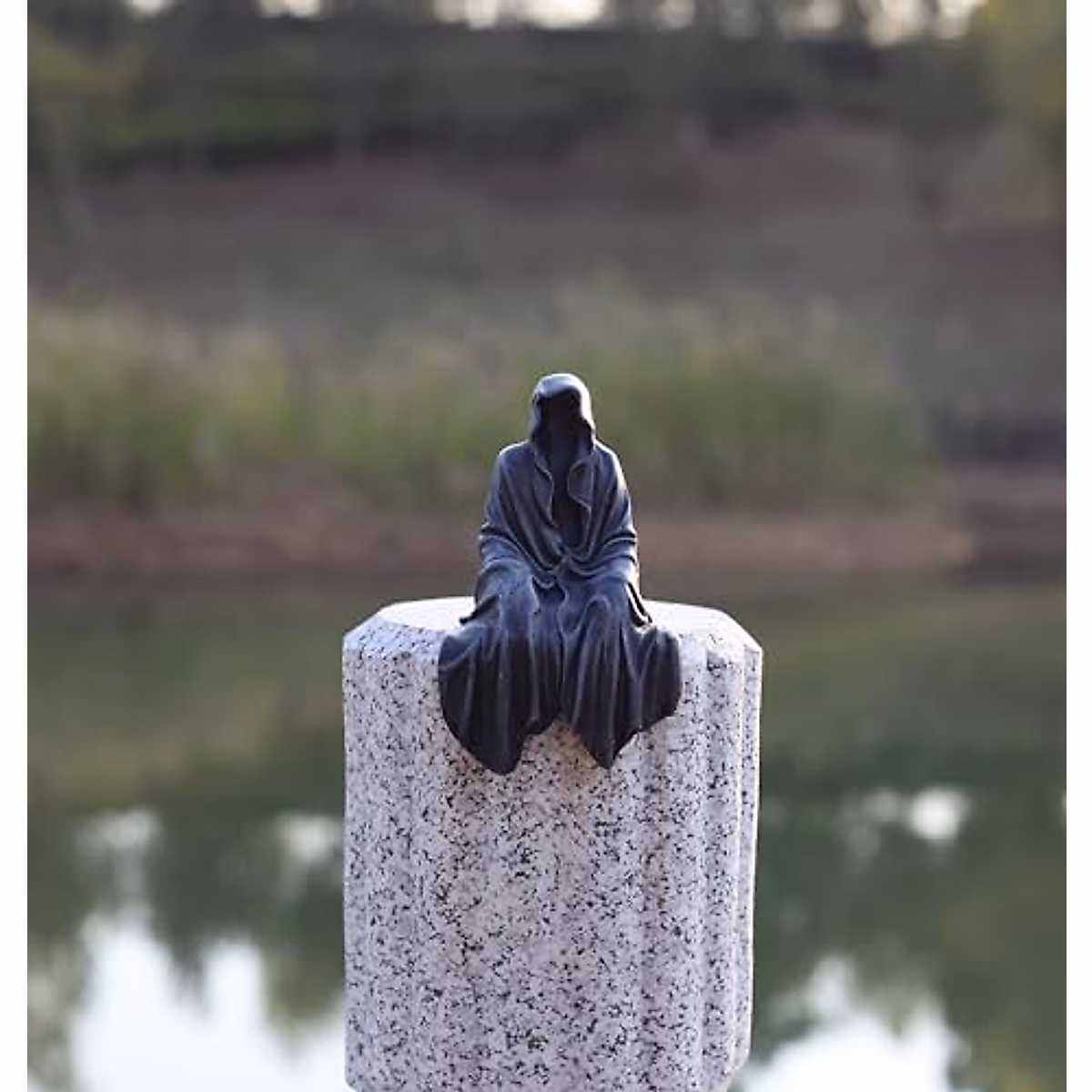 SHOWFEICAT Resin Tabletop Gothic Decor Sitting Statue, Resin Statue Gothic Decor, Fits On Sturdy Shelf and Has A Cool Mystic Look 5.1 Inch