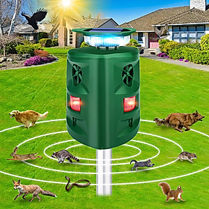 Solar Animal Repeller, 360°Ultrasonic Animal Repeller, Cat Repellent Outdoor, Dog Repellent, Motion Sensor & Flashing Light, Repel Dogs, Deer, Fox, Raccoon, Skunk, Rabbit, Squirrels, Coyote Deterrent