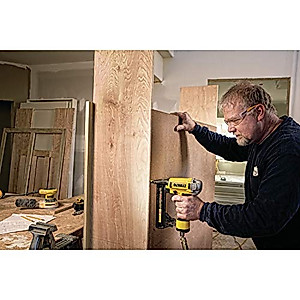 DEWALT DWFP1838 18 Gauge Finish Stapler