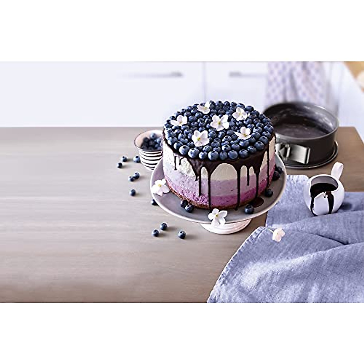 Kaiser La Forme Plus Springform with Flat Bottom, Ø 30 cm, Grey