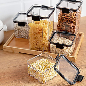 Airtight Food Storage Container with Lids Airtight Cereal Plastic Kitchen Pantry Storage Plastic Container