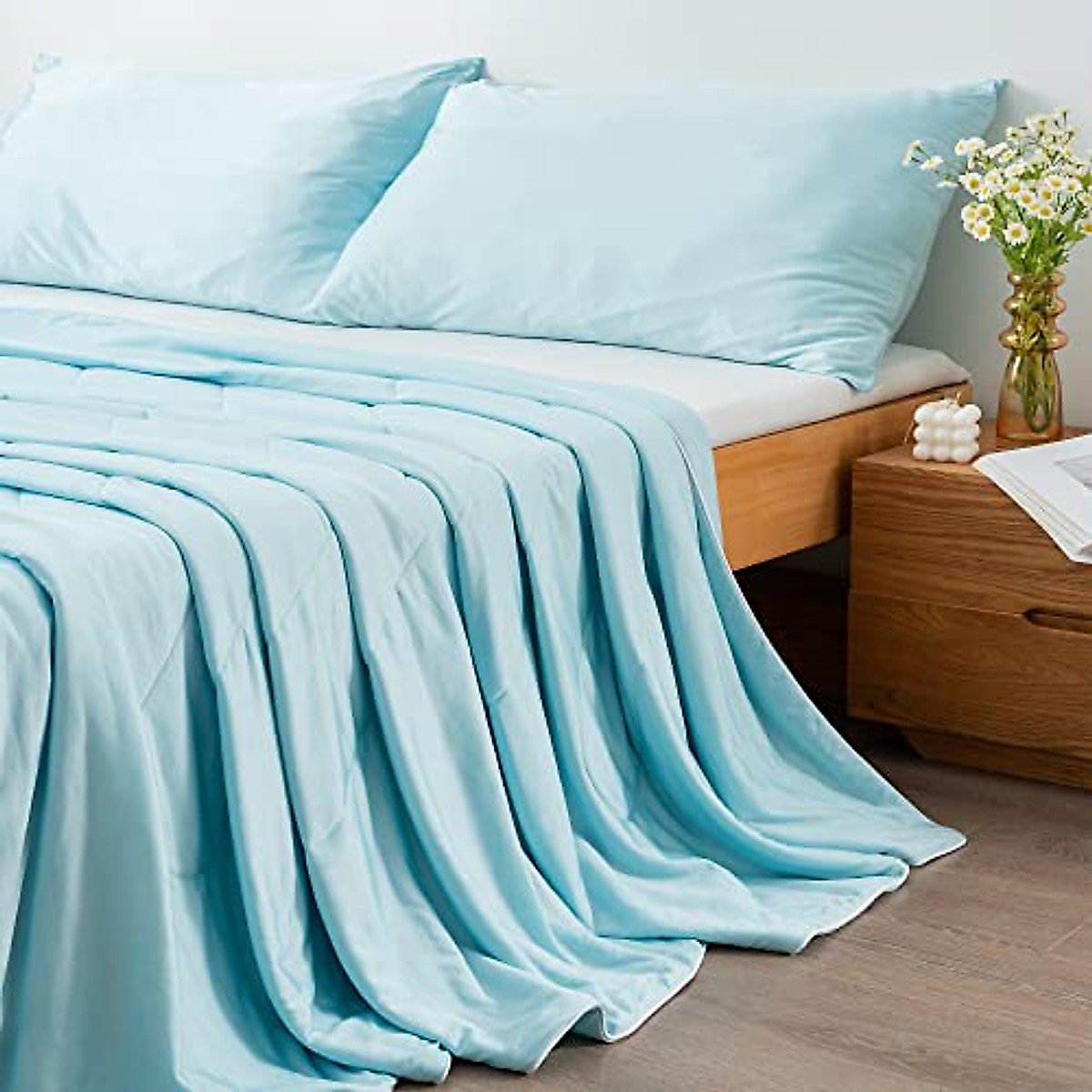 Kaisa Cooling Blanket for Hot Sleepers, Cooling Throw Twin Size, Double Side Cooling Technology, Light Weight Summer Blanket for Kids Adults, Cool Blanket for Bed Couch, Machine Washable, Blue