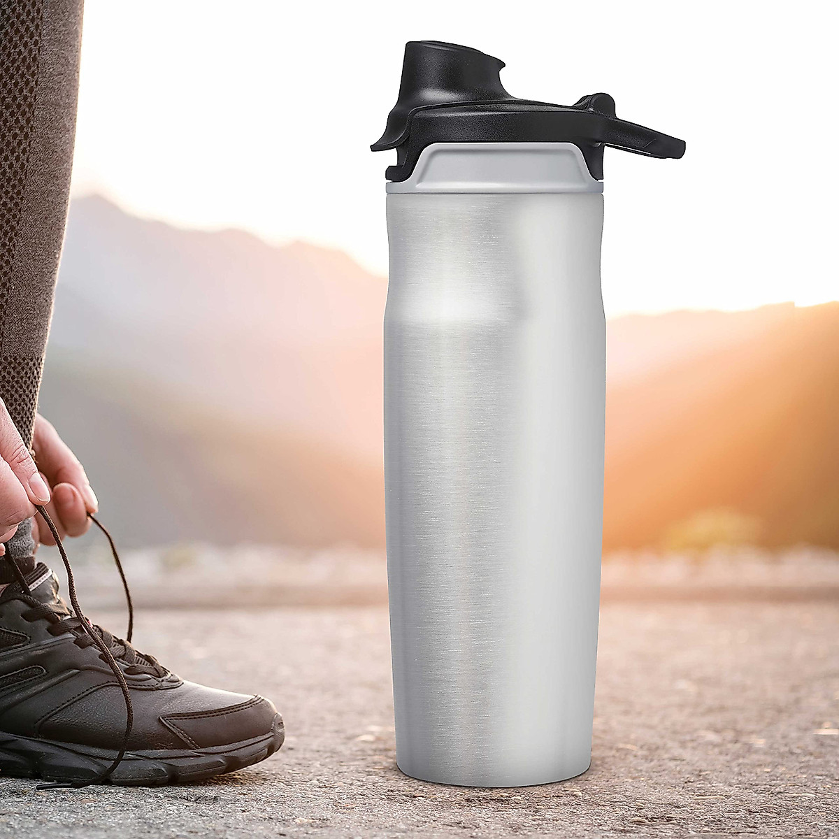 DISCOUNT PROMOS Juno Water Bottles with Flip Lid 20 oz. Set of 6, Bulk Pack - Reusable, Great for Gym, Hiking, Cycling and for School - Silver