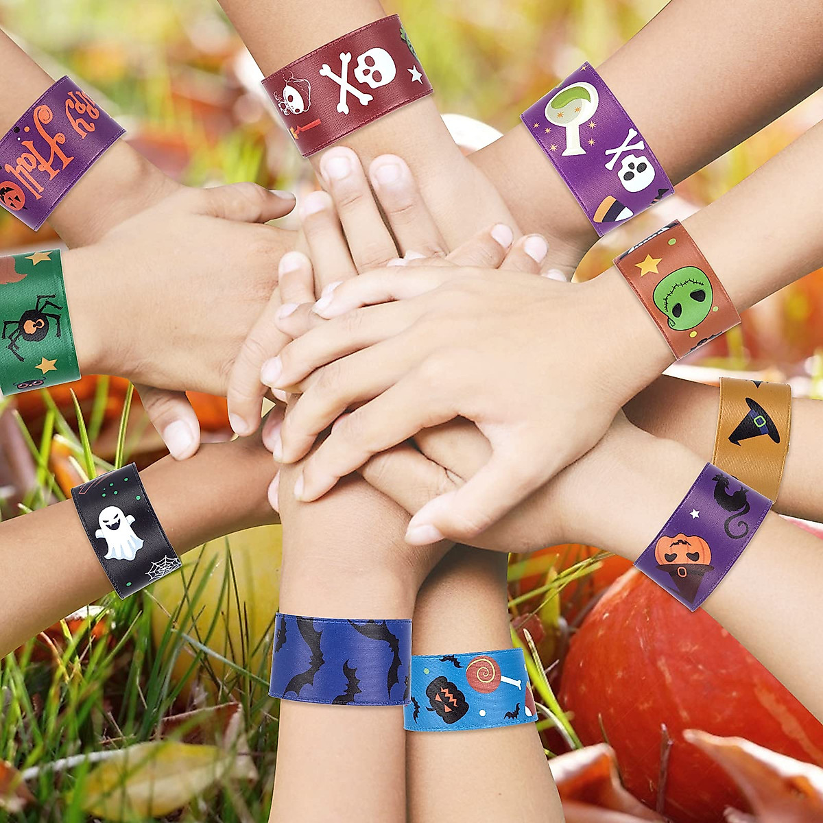 60Pcs Halloween Party Favors Slap Bracelets Bulk for kids, Halloween Toys with Bat Spider for Halloween Treats non Candy/Classroom Prizes/Exchanging Gifts/Party Supplies for Girls/Boys/Adults