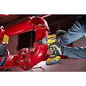 DEWALT 20V MAX Battery, POWERSTACK, More Power + More Compact, Rechargeable 5Ah Lithium Ion Battery (DCBP520)