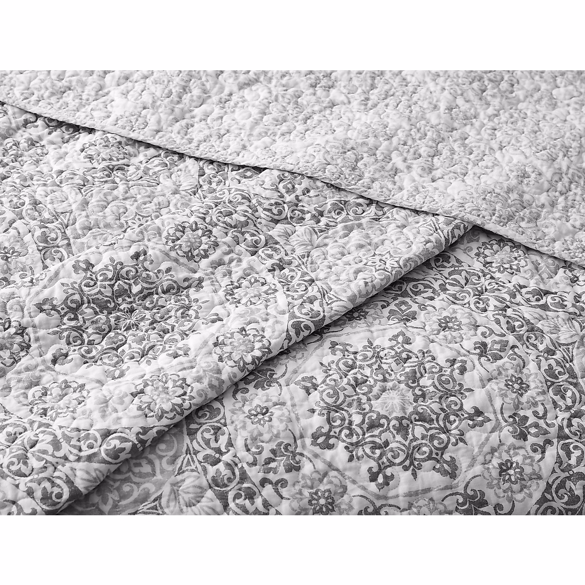 Mytex Ravenna 3-Piece All Season 100% Cotton fabric Prewashed Quilt set Medallion and Scroll pattern, Natural Puckered/Textured look, Gray, White, Full/Queen