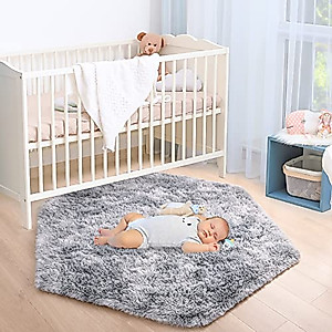 ST. BRIDGE Soft Fluffy Hexagon Rugs for Princess Tent Kids Play Castle, Cute Tie-Dye Grey Washable Rug for Baby Nursery Kids Room Decor, Non-Slip Shag Carpet for Girls Bedroom Playroom,Diameter 4.6 ft