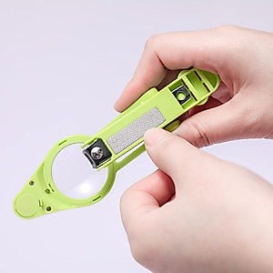 wefaner Nail Clippers with fold-Away Magnifier and LED Light, nail clipper with light,lighted nail clipper,Fingernails & Toenails Nail Clippers Care for Elderly Seniors Pets and Baby Reduce Eye Strain