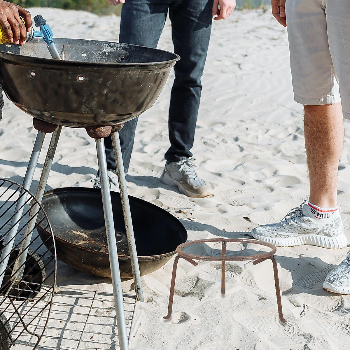 GANAZONO Small Camping Pans Tripod Open Fire Camping Tripod Cooking Stand Iron Pot Stand Tripod Grill for Campfire Camping Backyards Patios