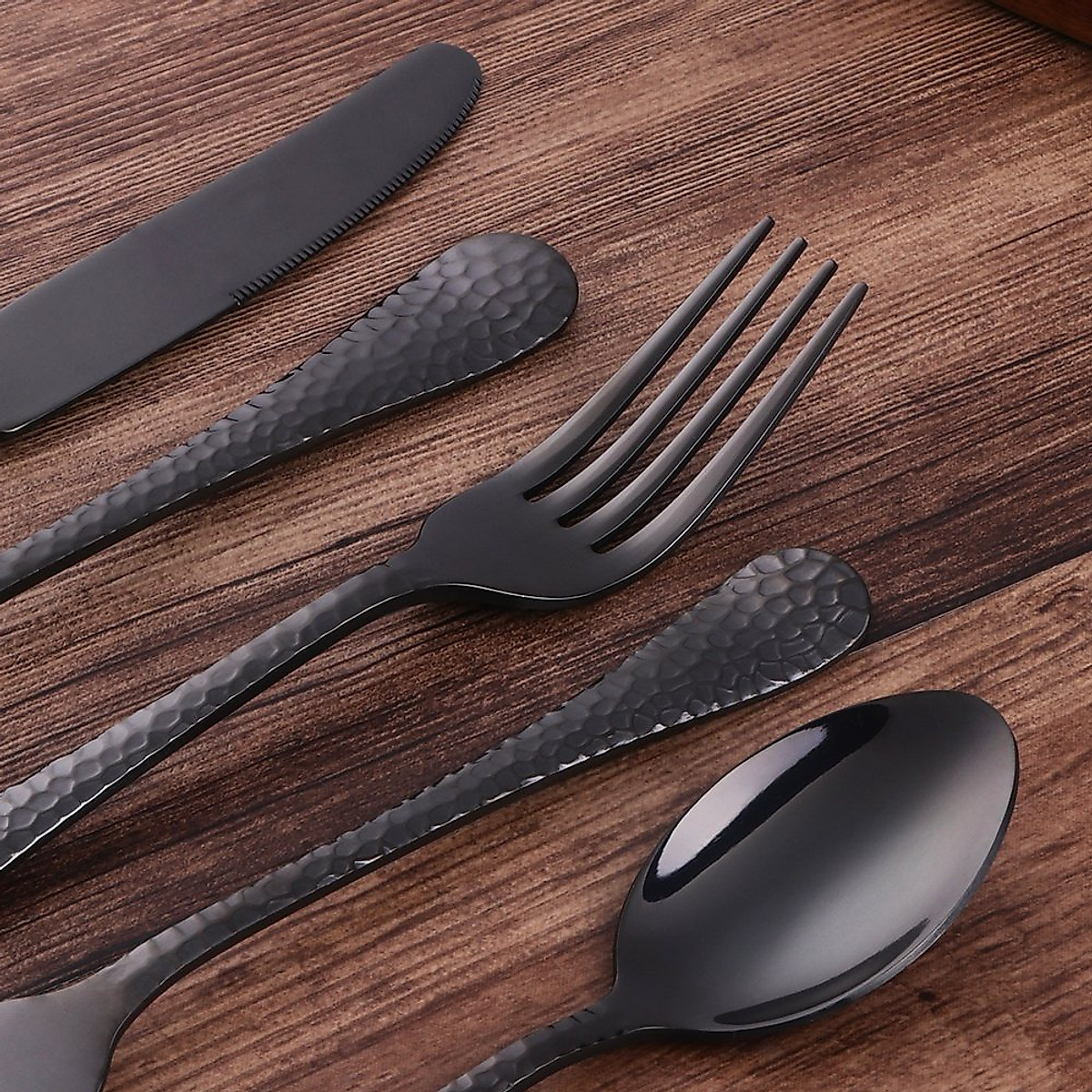 20-Piece Black Flatware Silverware Set, Bisda Stainless Steel Cutlery Sets, Multipurpose Use for Home, Kitchen, Restaurant, Hotel Tableware Utensil Service for 4