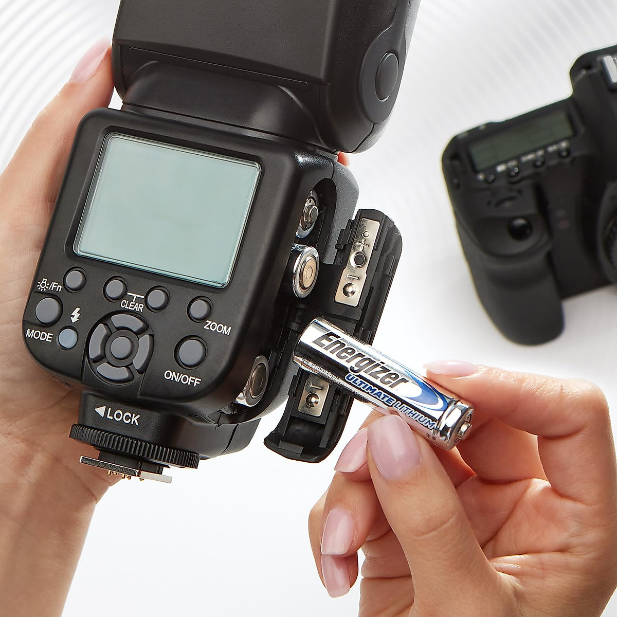 Energizer Ultimate Lithium AAA Batteries (4 Pack), Lithium Triple A Batteries