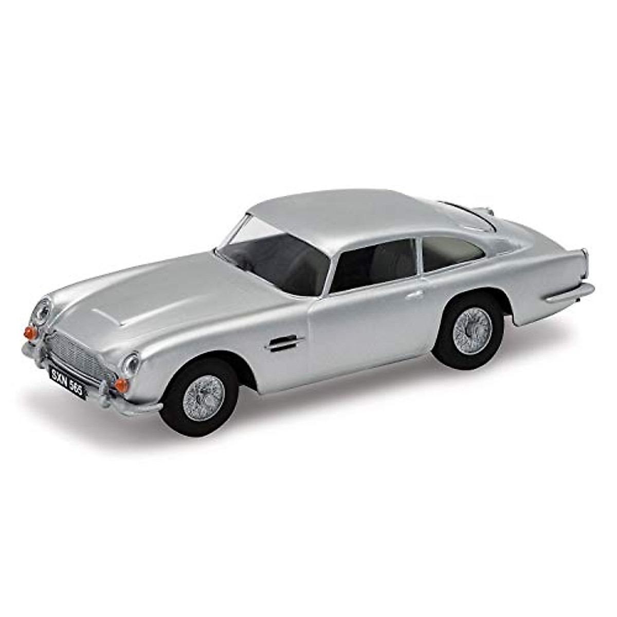 Airfix Aston Martin DB5 Silver 1:32 Sports Car Plastic Model Gift Set A50089B