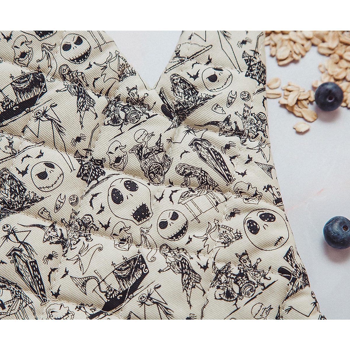 Disney The Nightmare Before Christmas Black and White Kitchen Oven Mitt Glove