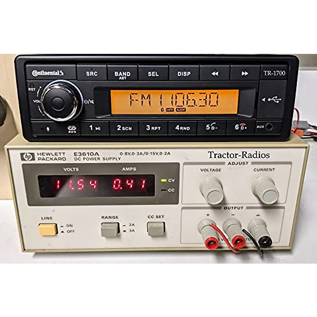 Tractor-Radios Caterpillar 12V Direct Connect Plug & Play Tractor Radio with Bluetooth & Orange Display