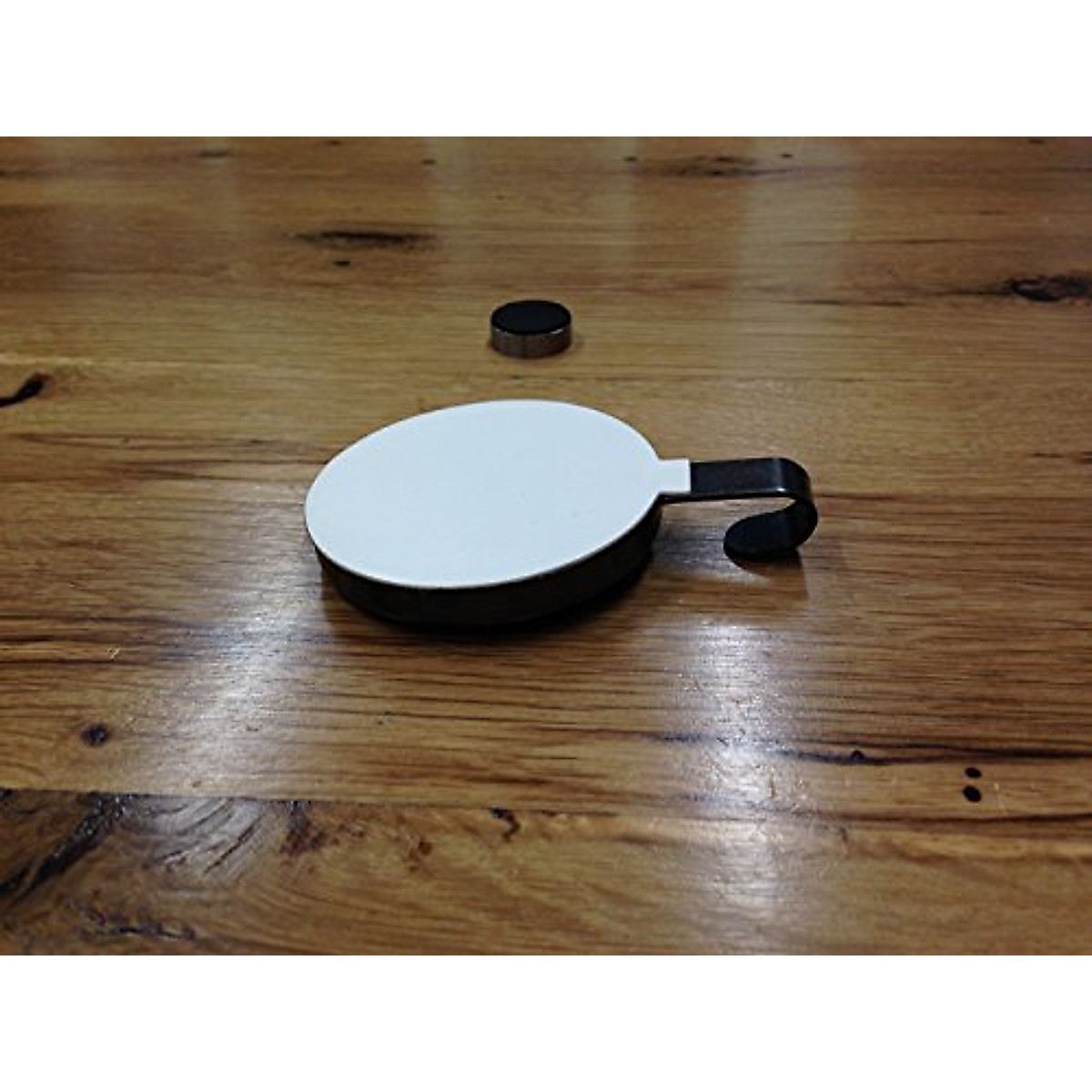 Bullseye Office Reliable Magnetic Wreath Hooks, Scratch-Free, Heavy Duty Hangers, Strong Stainless Steel Coat and Towel Rack, Wall Mount Hook for Bedroom, Bath, Closet and Garage