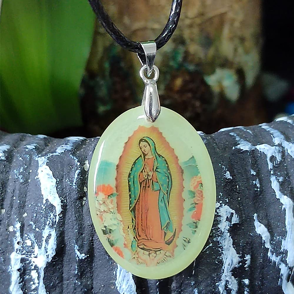 PTGMH Religious Jewelry Adjustable Virgin Mary Necklace for Women Godmother Necklace Lady of Guadalupe Oval Pendant Resin Glow in the Dark Fashionable Religious Gifts (green)