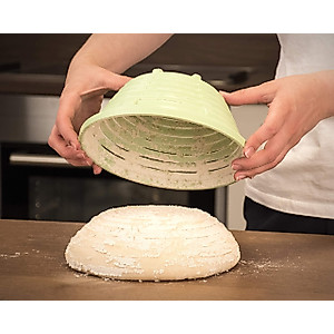 9 Inch Banneton Bread Proofing Basket - Plastic Banneton Sourdough Proofing Basket for Bakers - Anti stick Baskets for Bread Baking - Easy Removal of sticky dough