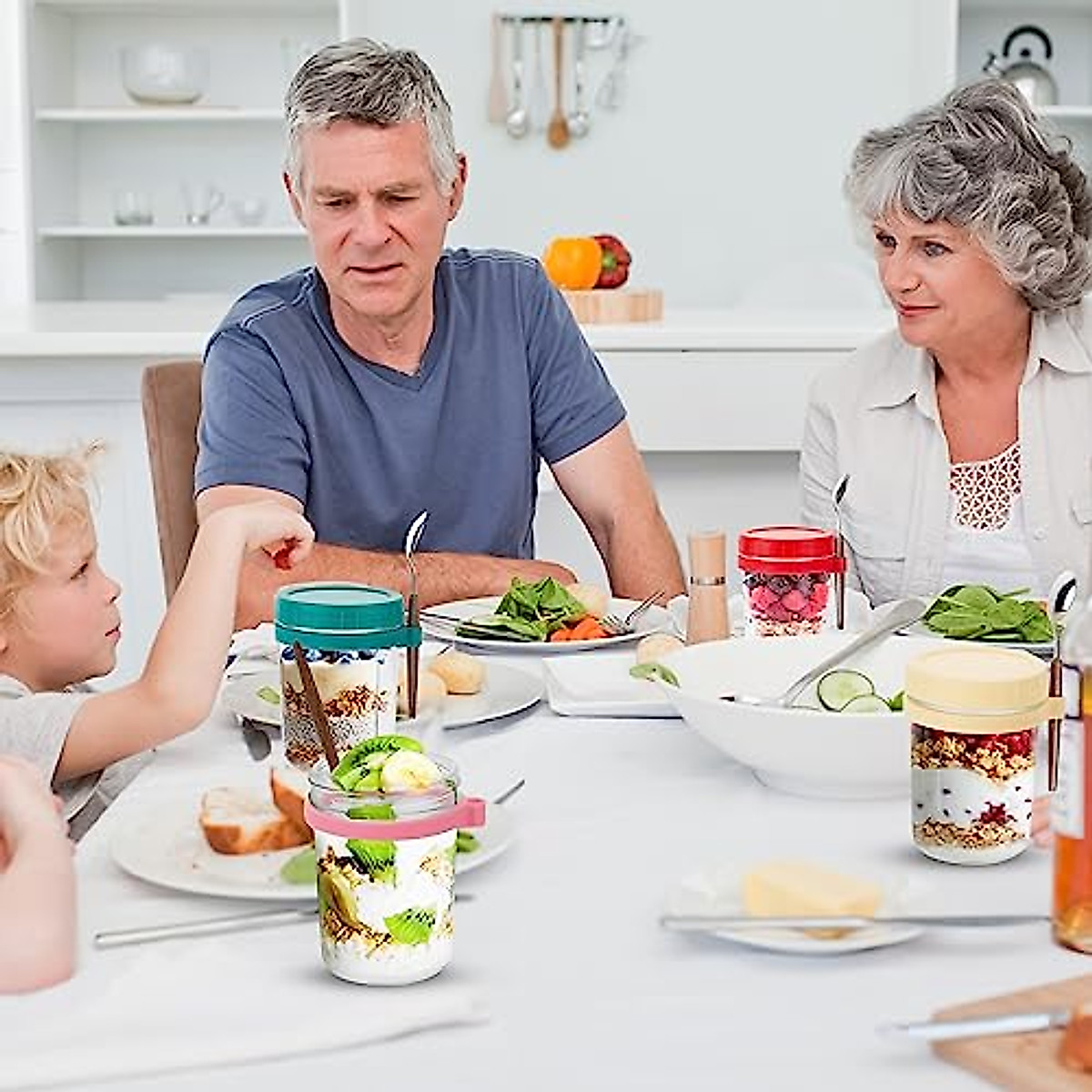 Dyserbuy 4 Pack Overnight Oats Containers with Lids and Spoons, 16 oz Glass Mason Jars for Overnight Oats, Airtight Jars with Measurement Marks for Milk, Cereal On The Go Container