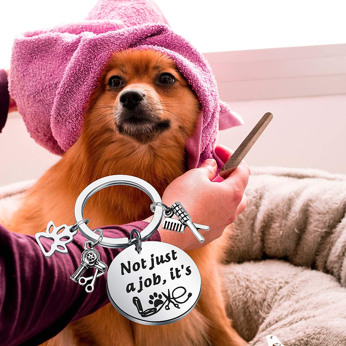 ENSIANTH Dog Groomer Keychain Pet Groomer Gift Not just a Job It's Love Paw Print Love Charm Keychain Gift for Pet Groomer Dog Hairdresser (Not just a Job)