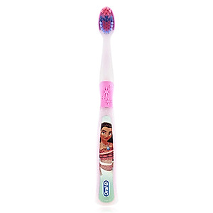 Oral-B New Princess Toothbrush for Little Girls, Children 3+, Extra Soft, Characters Vary - Pack of 6 (Characters Vary)