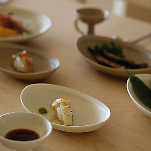 WENSHUO Oval Boat-shaped Platter, Ceramic Plate for Snacks, Food, Cookies, Dessert, Salad, 7 Inch Set of 6, Matte Crème