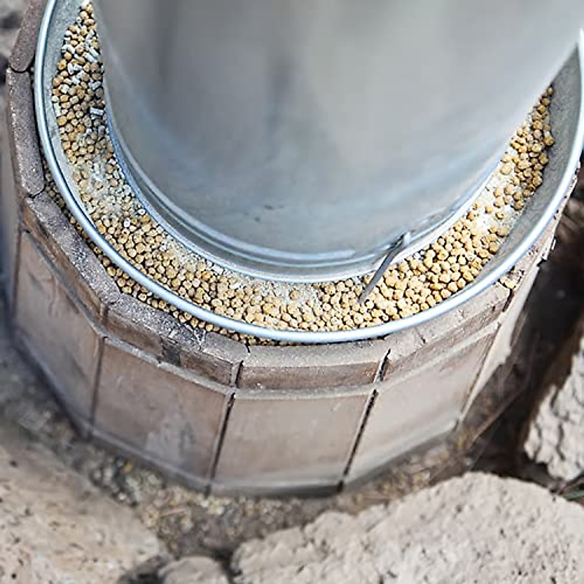 Farmers' Helper UltraKibble Food For Chickens, Turkeys, Peafowl, Guinea Fowl, Geese, Pheasants and Ducks, 28 Ounce, 6 Pack