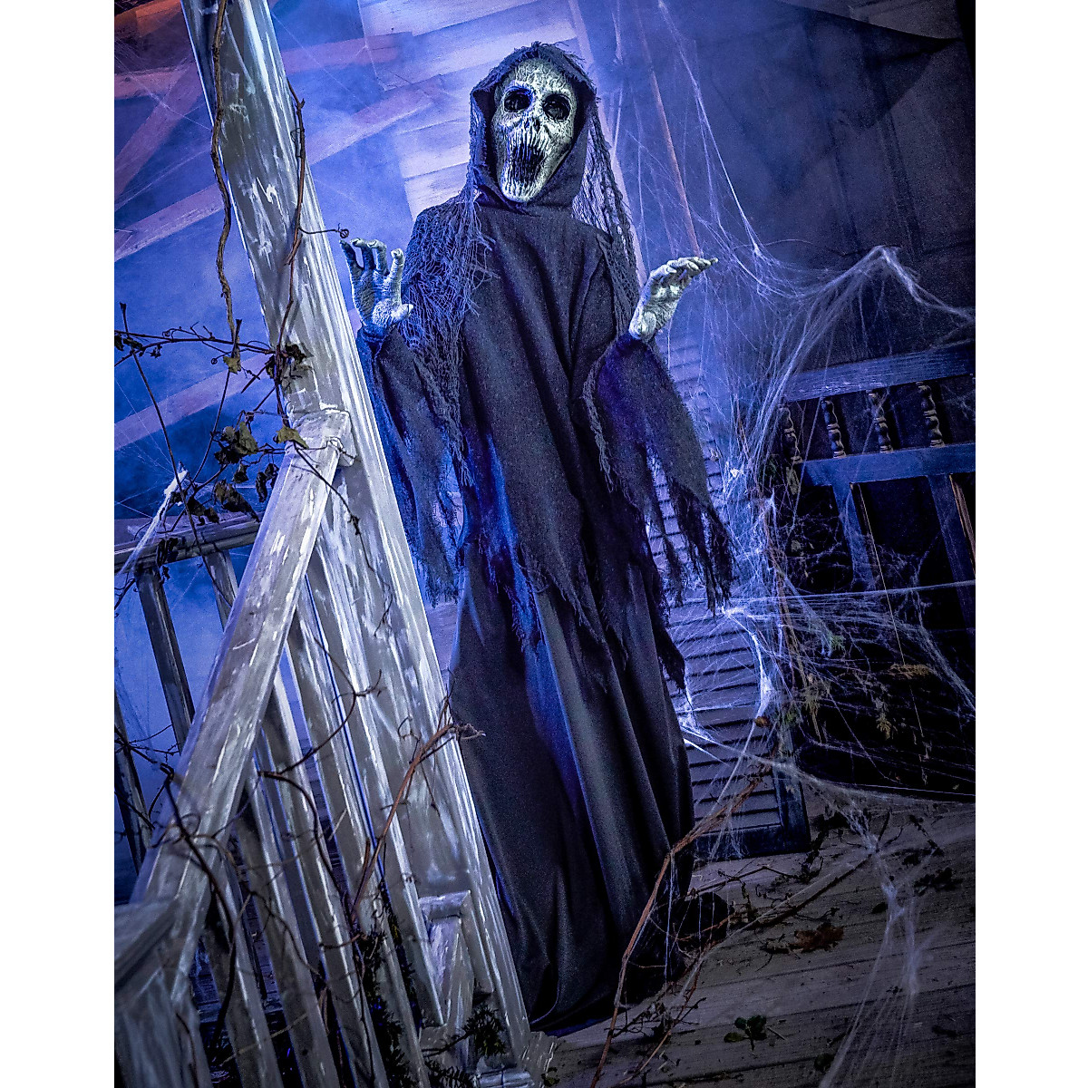 Spirit Halloween 5.4 Ft The Hauntress Animatronic