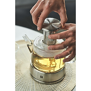 Zwilling 39500-142 Sorrento Tea and Coffee Pot – 800ml Capacity, Made from Heat-Resistant Blown Glass, Narrow-Meshed Tea Strainer, 18/10 Stainless-Steel Lid and Tealight Warmer, Dishwasher Safe