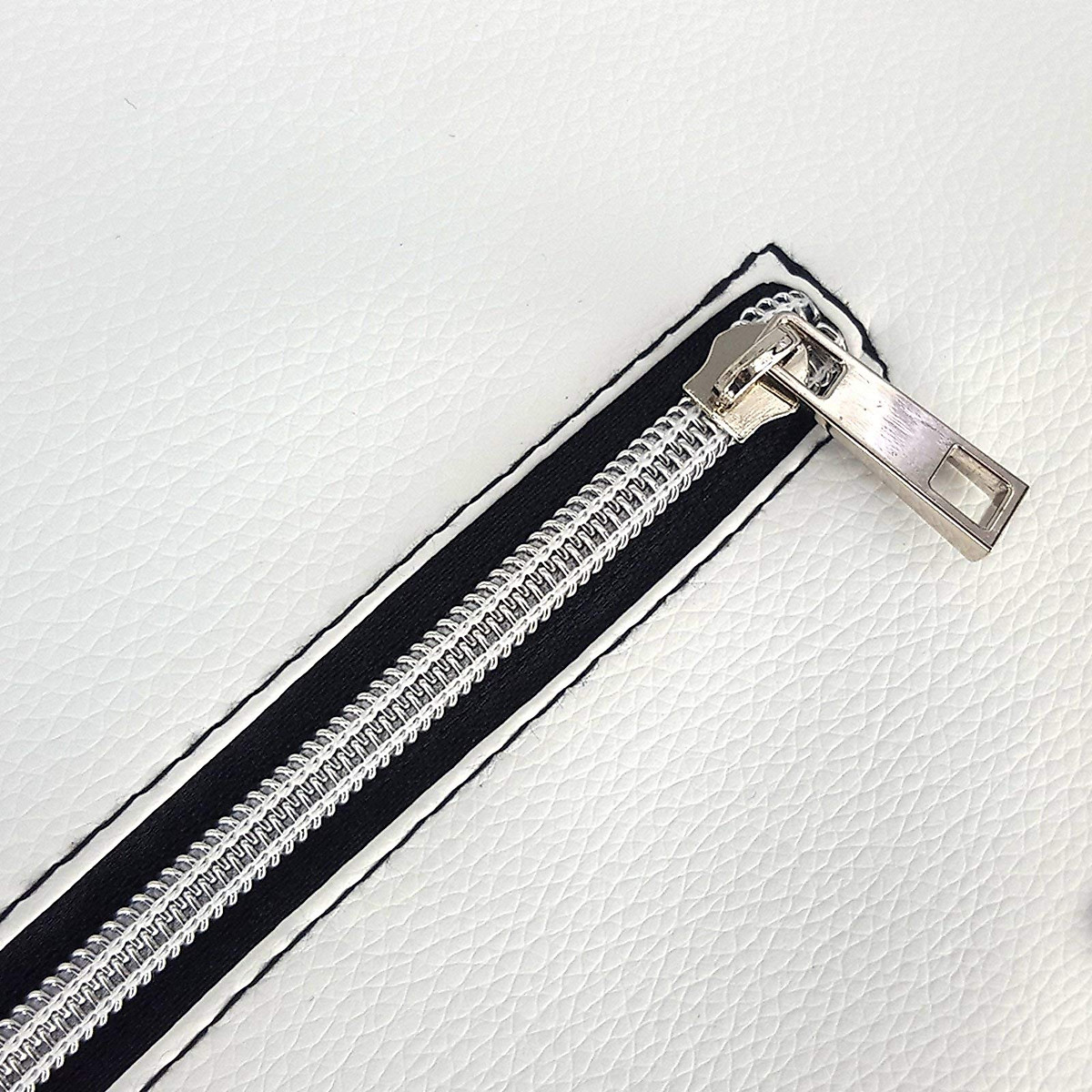 Lips Strawberry And Love Women's Tote Bag PU Leather Shoulder Bag Handbags Purse For Work Shopping Travel