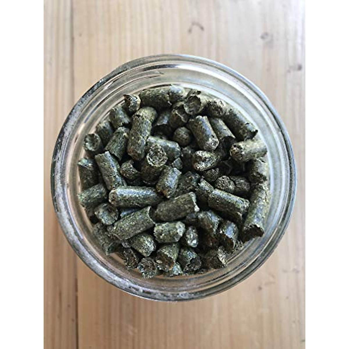 Stampede Alfalfa Pellets, Non-GMO - Perfect for Rabbits, Goats, Equine, and More! (40 lb)