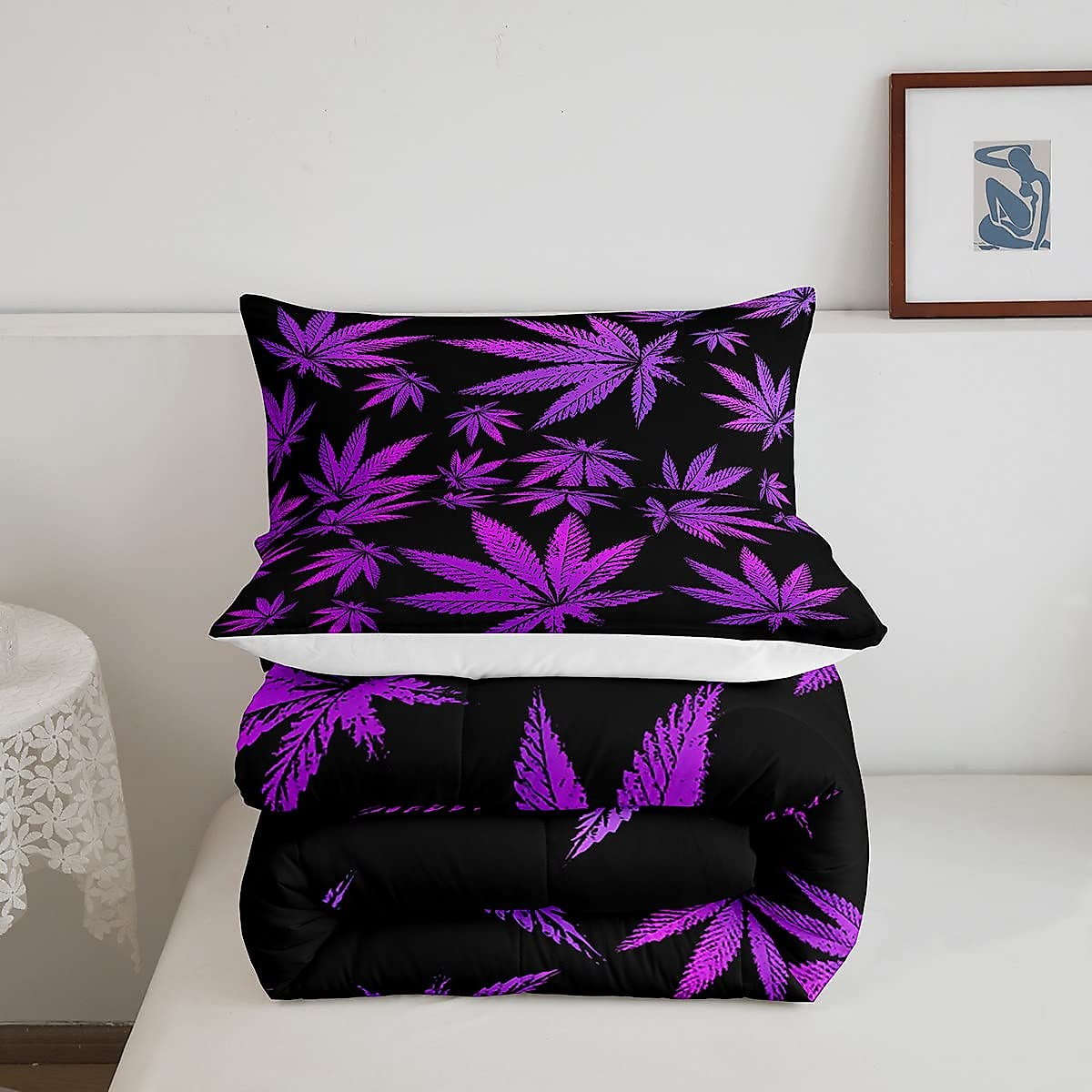 Feelyou Marijuana Leaf Queen Size Black Purple Comforter Set Weed Leaf Botanical Bedding Set for Kids Men Women Adults Cannabis Leaves Comforter Luxury Puple Hemp Quilt Set Room Decor 3Pcs