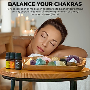 Crystals and Healing Stones Set 31Pcs - Healing Crystals & Stones - 14 Real Raw Chakra Rocks, 7 Gemstones Bottles, 3 Essential Oils,Pendant Necklace, Pendulum Board, Amethyst Cluster, Bracelet & Guide