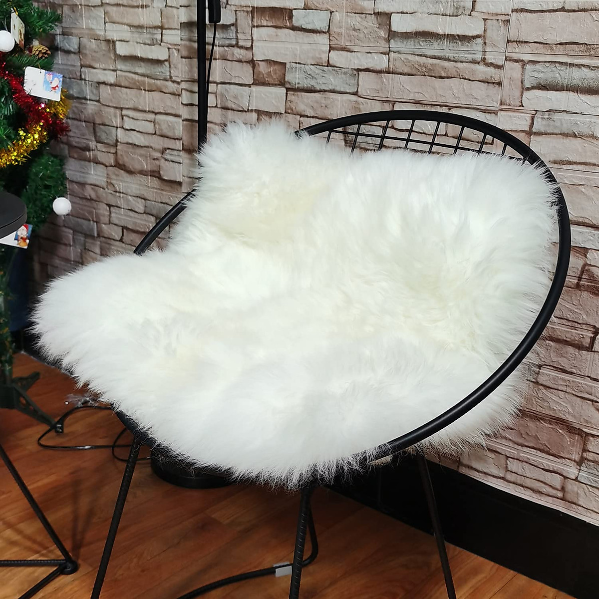 Champlus Sheepskin Chair Cushion Pad Genuine Australian Sheepskin Seat Cushion Fur Chair Cover, Square 17'' x 17'' Small Sheepskin Rug Pad for Kitchen, Office, Dining, Chairs - 1 Piece Ivory