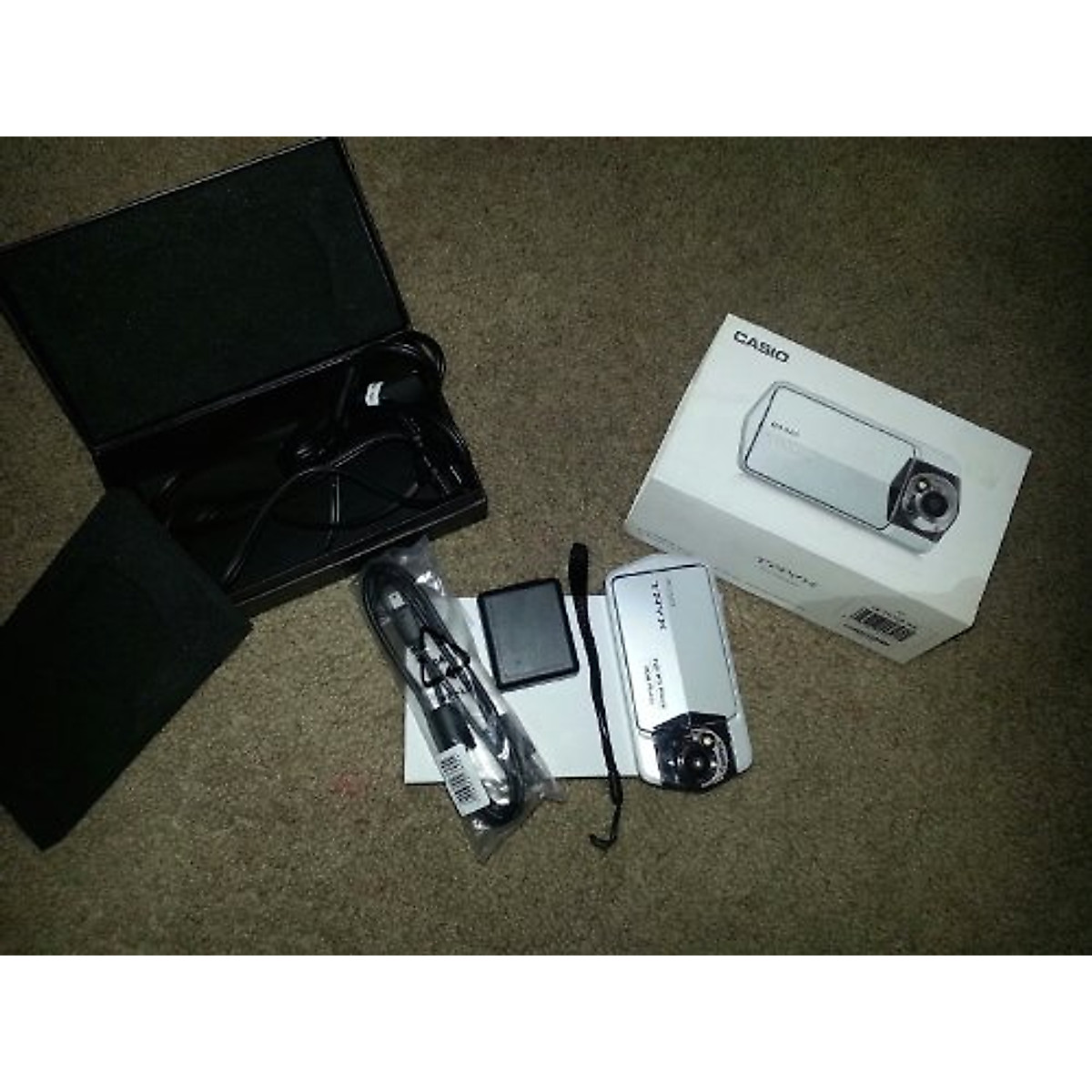 Casio TRYX Digital Camera with Full 1080p HD Video Capture and 3-Inch Touch Screen LCD (White)