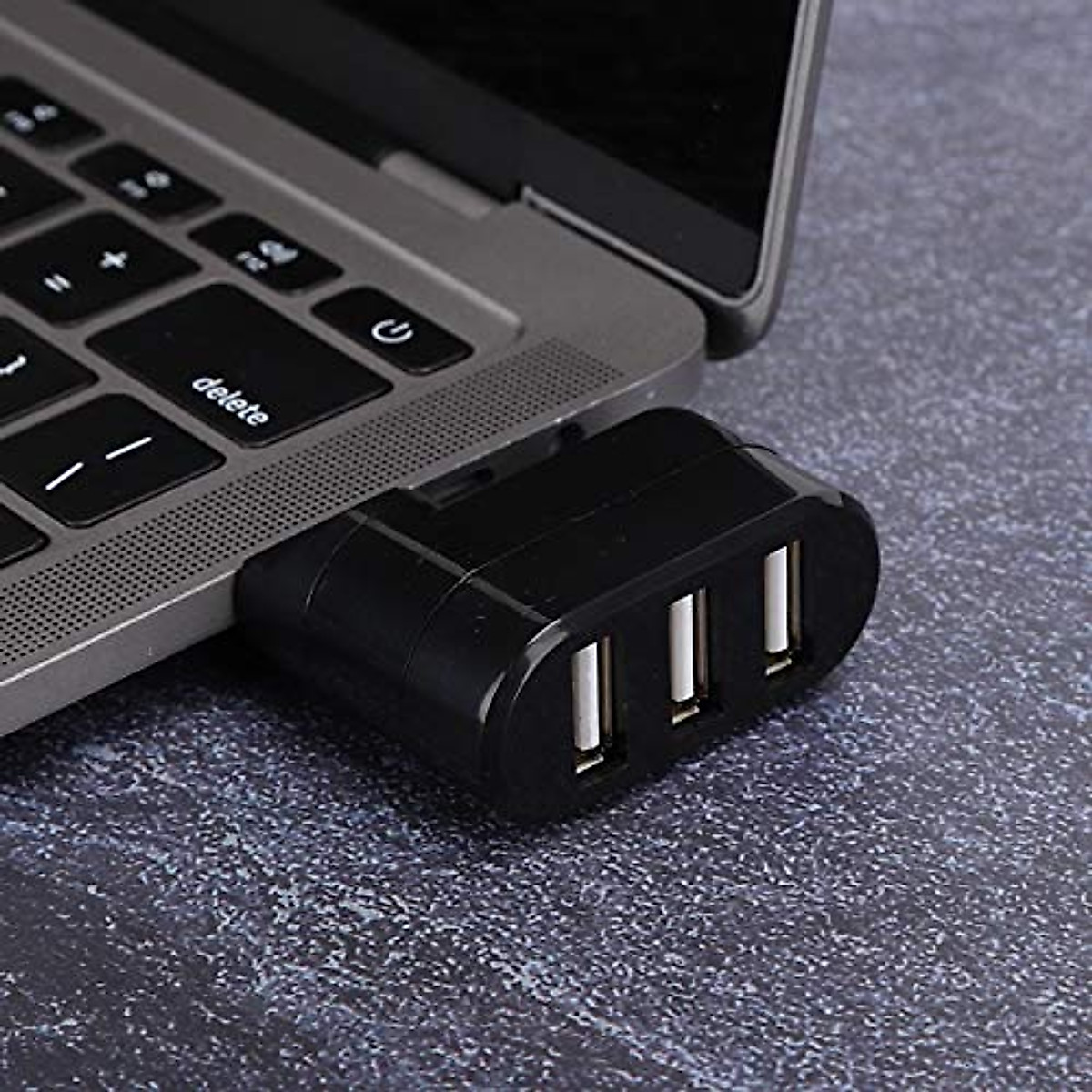 Emoshayoga 3-Port Docking Station Hub Computer Accessory (black)