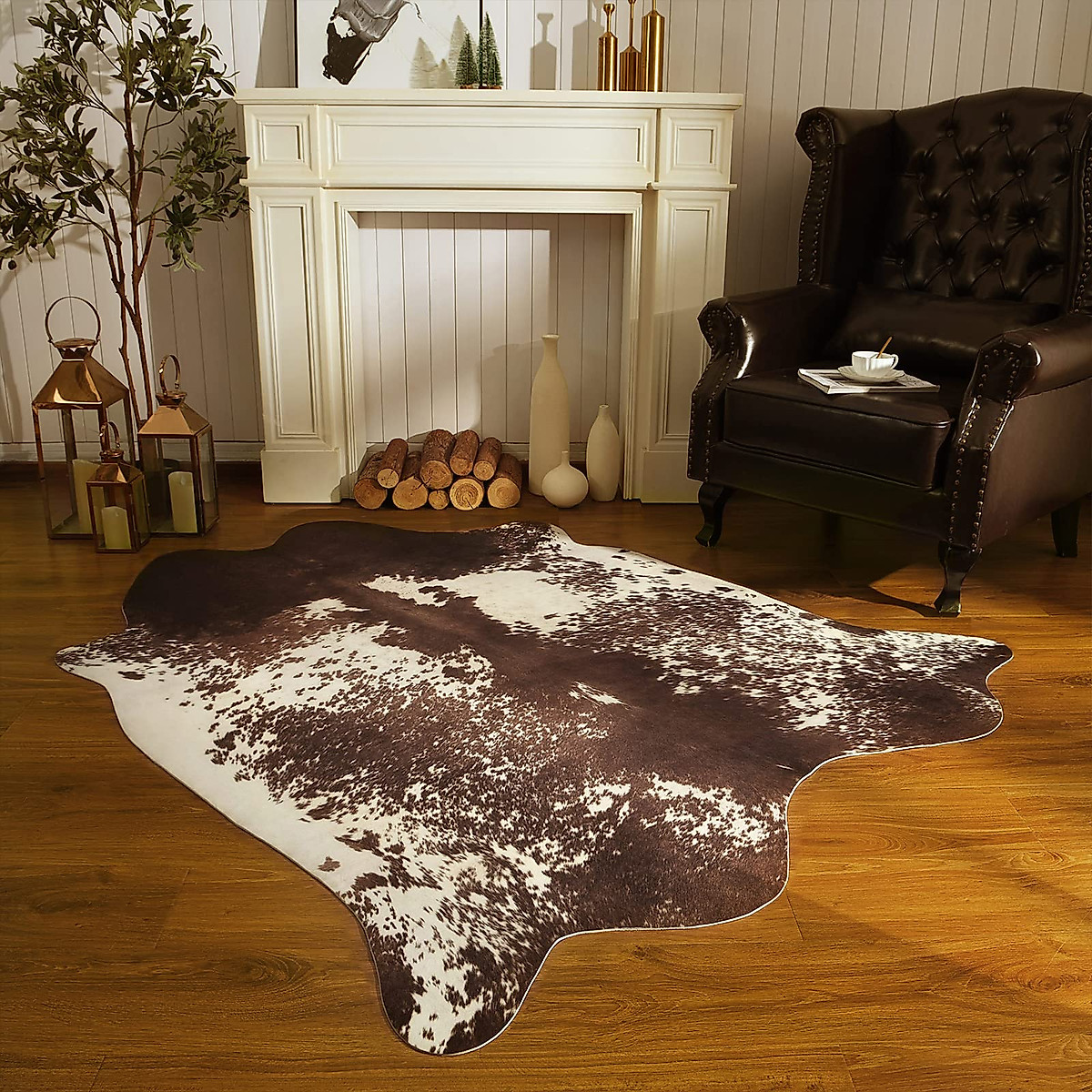 B BENRON Luxury Cowhide Rug Faux Cow Rug for Living Room 4.6x5.2ft Animal Rug Retro Cow Hide Rug Large Cow Print Rug Non Slip Area Rug Industry Style Western Rugs,Coffee