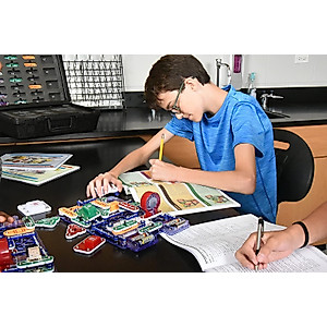 Snap Circuits Extreme SC-750 Electronics Exploration Kit - Over 750 Projects, Full Color Manual, 80+ Parts for STEM Education, Kids 8+