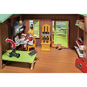 Playmobil Ranger Station with Animal Area [Amazon Exclusive]