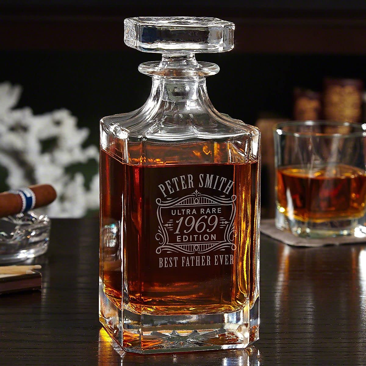 Personalized Whiskey Decanter Set with 4 Square Rocks Glasses - Gift Box Available