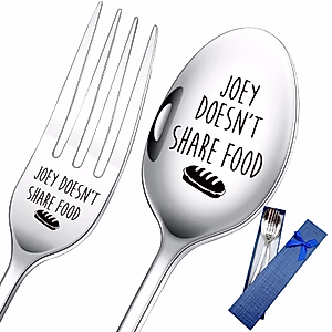 HSSPIRITZ 2 Pieces Joey Doesn't Share Food Funny Engraved Stainless Spoon Fork Set,Friends Tv Show Merchandise,Kitchen Dinner Spoop and Fork for Women, Men, Friends, Sister Birthday Christmas Gifts