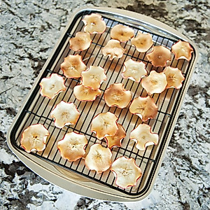 Nordic Ware Oven Crisp Baking Tray, 17.10 x 12.40 x 1.40 inches, Natural