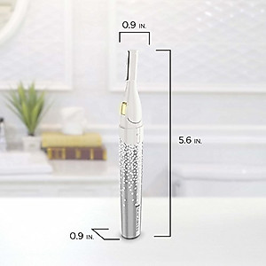 Remington - Smooth and Silky Facial Beauty Kit with Deluxe Tweezers