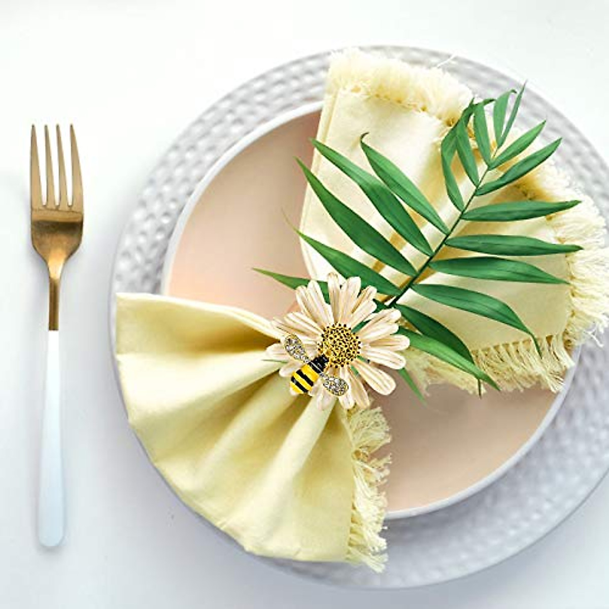 Kesote Daisy Sunflower Napkin Rings Set of 6, Gold Bee Napkin Ring Holders for Formal or Casual Dinning Table Decor