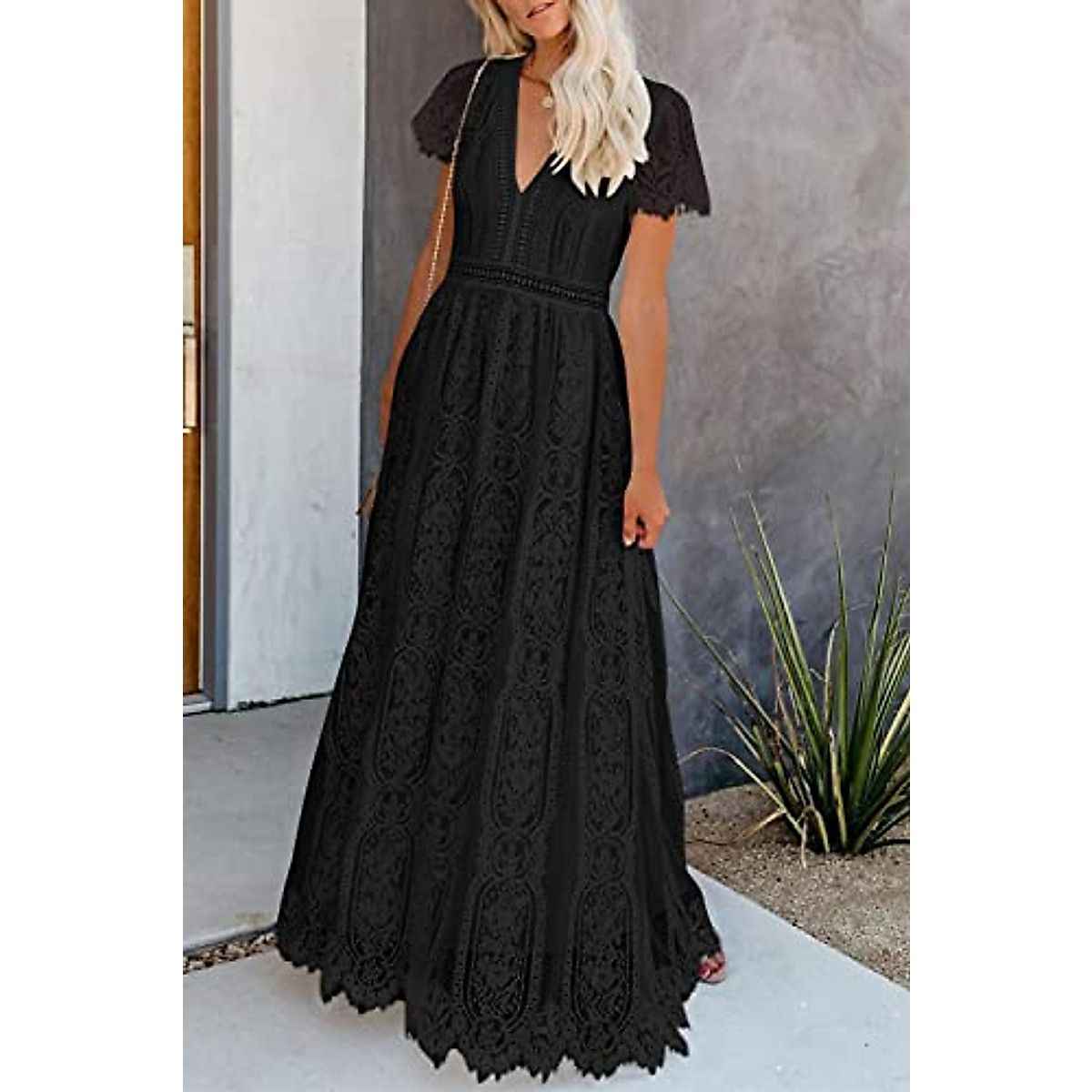 PRETTYGARDEN Women's Floral Lace Maxi Dress 2023 Short Sleeve V Neck Bridesmaid Wedding Evening Party Dresses(Black,X-Large)