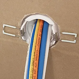 Construct Pro Speedy’Z Spring-Lock 2” Cable Pass Through Port (White | Each)