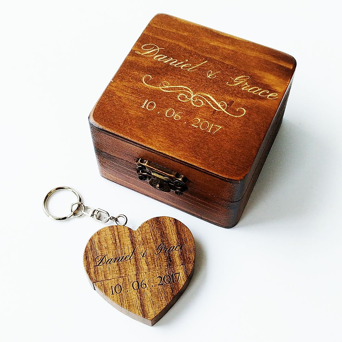 Personalized Wooden Heart Shaped Walnut 8GB USB Flash Drive, Engraved Wood USB Drive Custom Wooden Box, Wedding Photo Storage Gift, Birthday Gift, Business Promotional Gift (USB in Wooden Box)