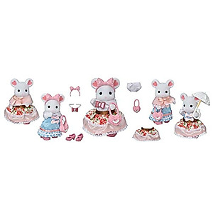 Calico Critters Fashion Playset, Town Girl Series - Sugar Sweet Collection - Unleash Fashion Creativity with This Stylish Playset!