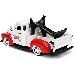 Jada 1:24 Diecast 1953 Chevy Pickup with Tapatio Bottle Holder &Figure,Red