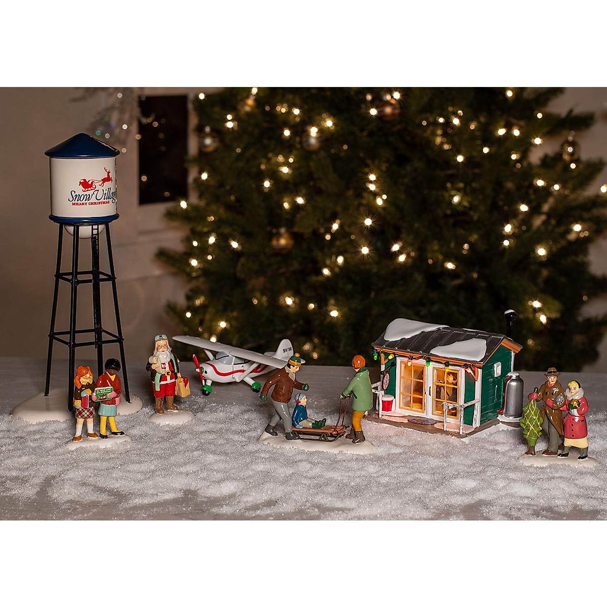 Department 56 Snow Village Accessories Bringing Home The Christmas Tree Figurine, 3.3 Inch, Multicolor