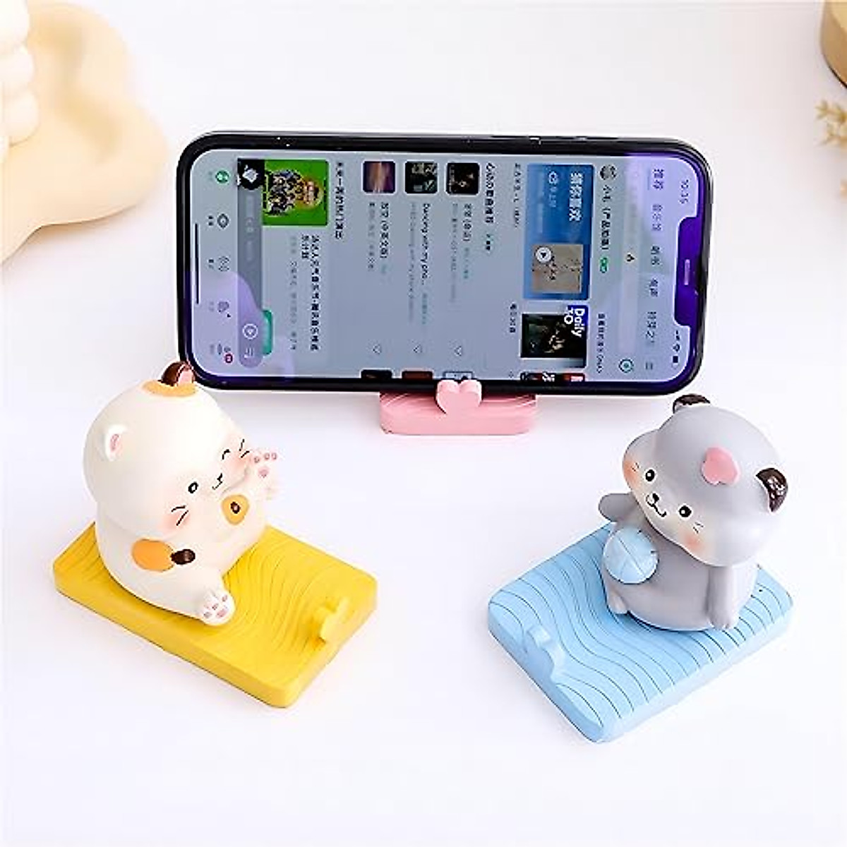 ECHENG Creative Birthday Gift Animal Phone Stand Decoration Cute Piggy Yoga Cat Office Desk Decoration (Piggy)